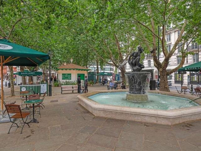 4 bed flat for sale