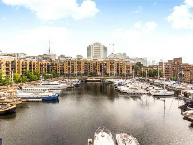 4 bed flat for sale