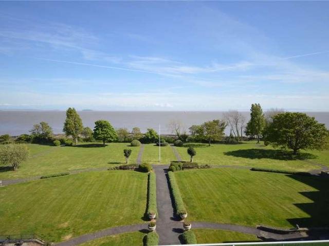 4 bed flat for sale