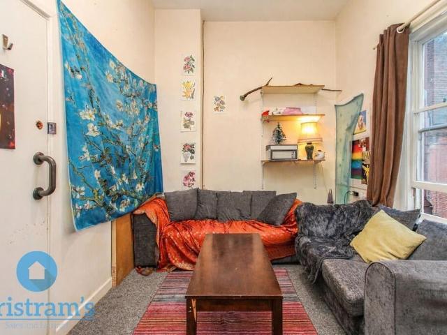4 Bed Flat, Goose Gate, NG1
