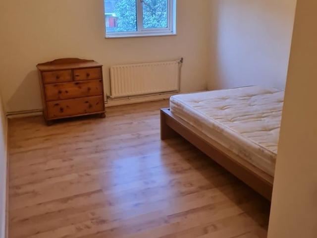 4 Bed Flat, Hungerford Road, N7