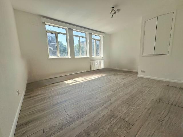 4 Bed Flat, Holloway, N19