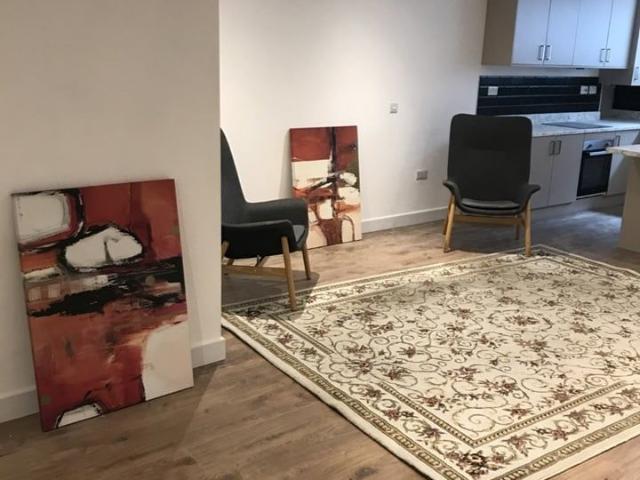 4 Bed Flat, Lydgate Lane, S10