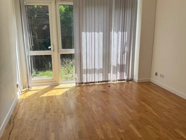 4 Bed Flat, Partington Close, N19