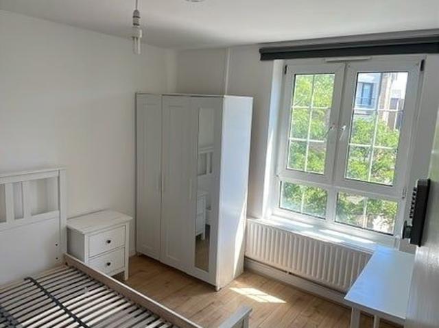 4 Bed Flat, Ross House, E1W