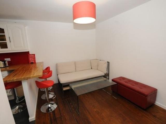 4 Bed Flat, St. Mungo Avenue, G4