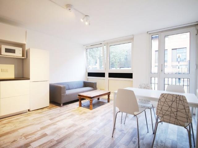 4 Bed Flat, Stanhope St, NW1