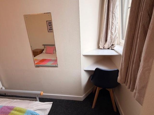 4 Bed Flat, Stratford St, G20