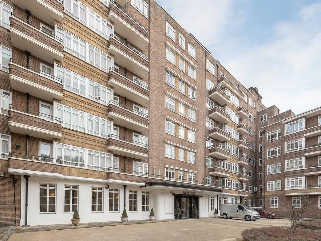 4 bed Flat to rent