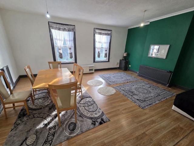 4 Bed Flat, Walton, L4
