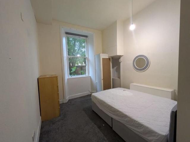 4 Bed Flat, West Princes Street, G4