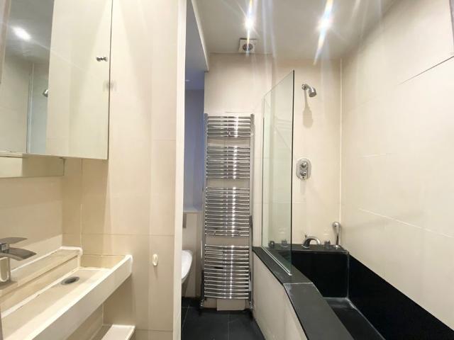 4 Bed Flat, Wheatley St, W1G