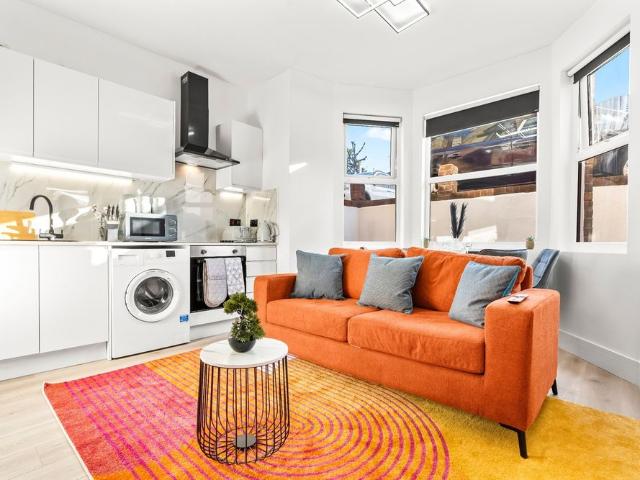4 Bed Flat, Willesden Lane, NW6