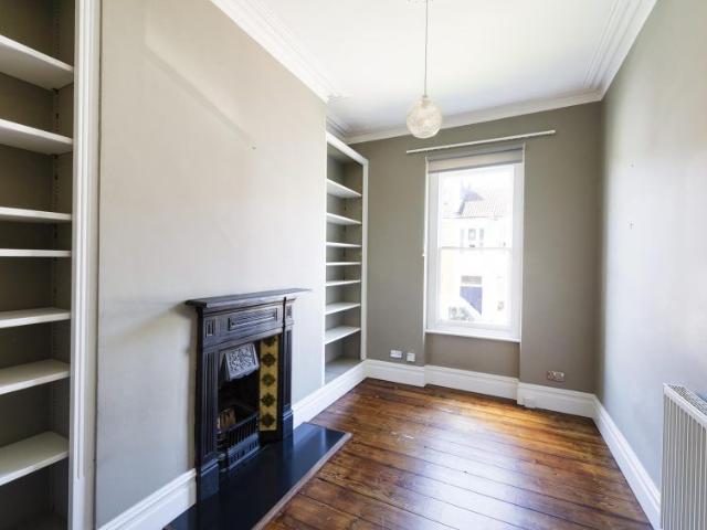 4 Bed House