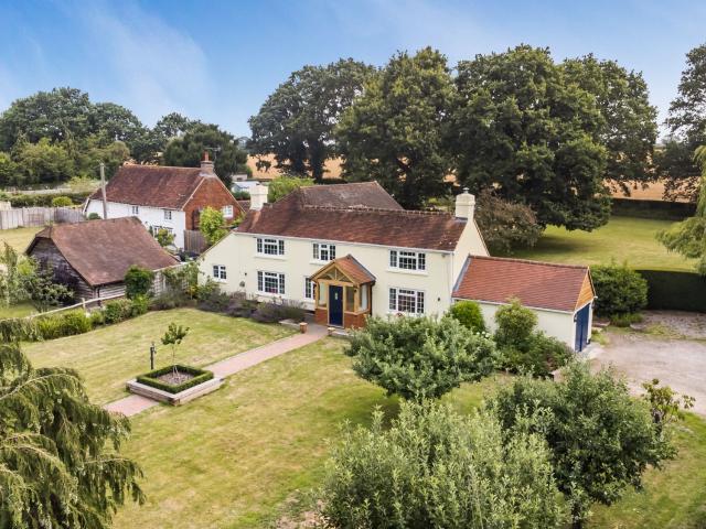 4 Bed House To Let