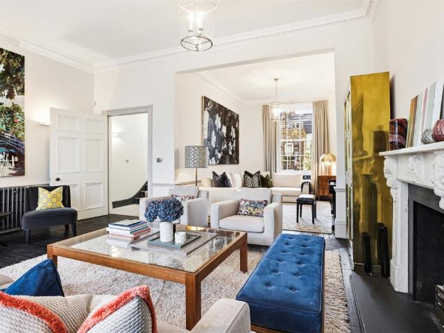 4 Bed House To Let
