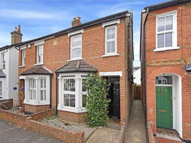 4 bed house to rent in Dorchester Road, KT13, Weybridge