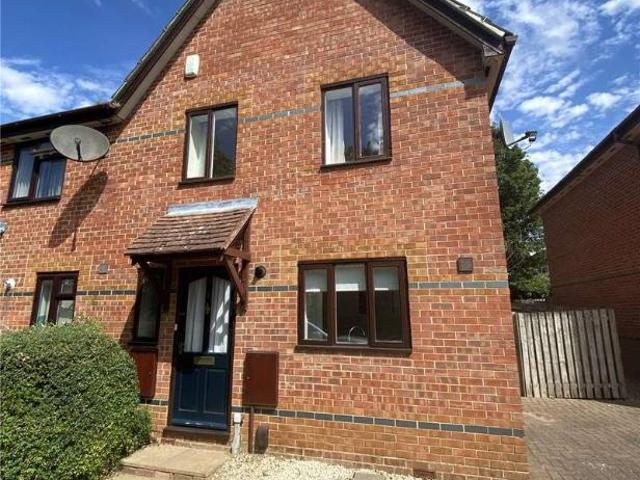 4 bed house to rent