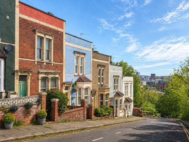 4 Bed house to rent