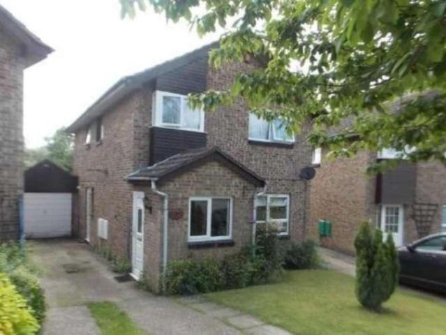 4 bed house to rent
