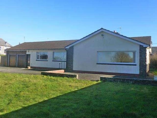 4 bed house to rent