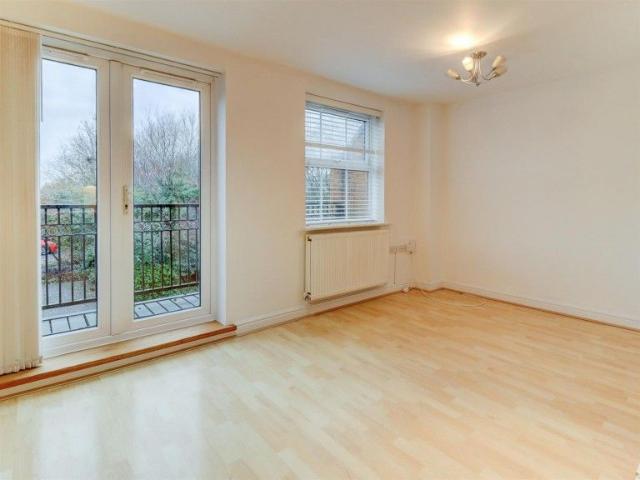 4 BED House To rent