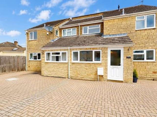 4 bed house to rent