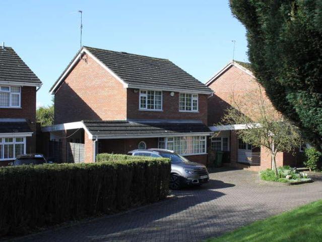 4 bed house to rent