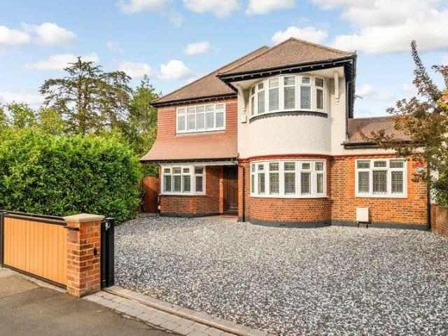4 bed house to rent