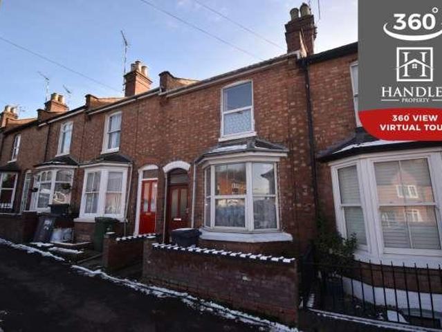 4 bed house to rent