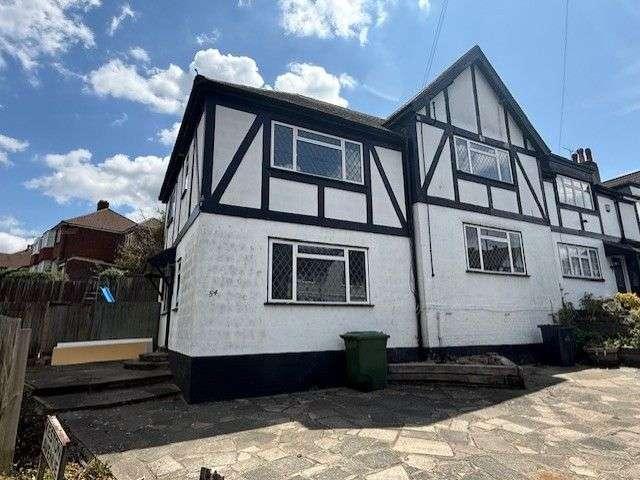 4 bed house to rent