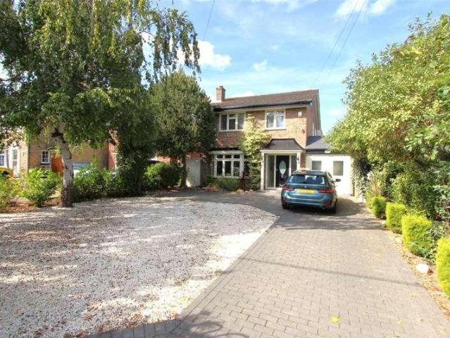 4 bed house to rent