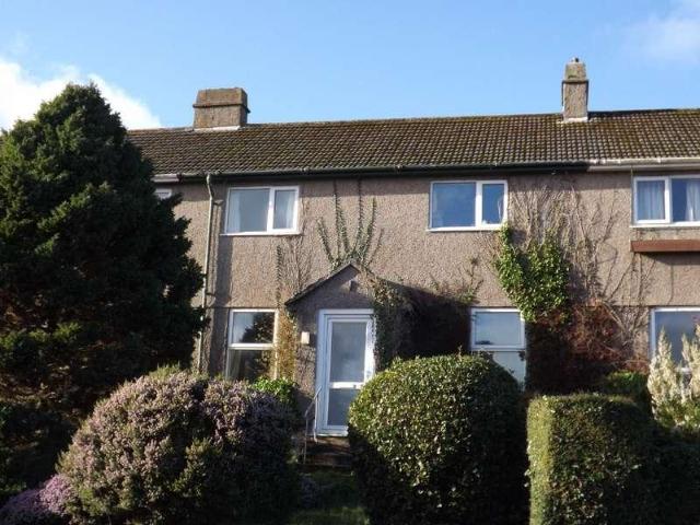 4 bed house to rent