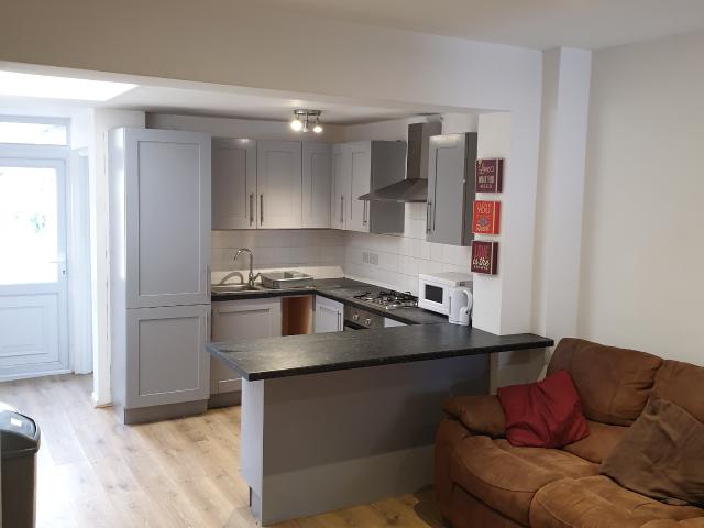 4 Bed House at Bozward Street, Worcester WR2 5DE, United Kingdom