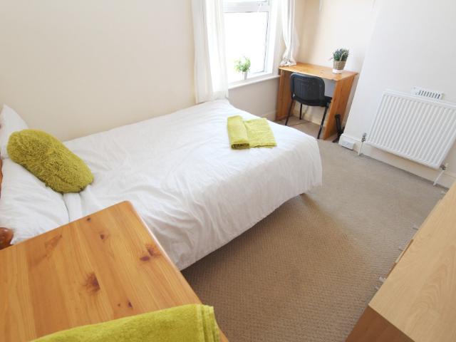 4 Bed House at Bozward street, Worcester, United Kingdom