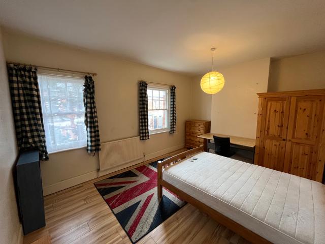 4 Bed House at Nelson Road, Worcester WR2 5BN, United Kingdom
