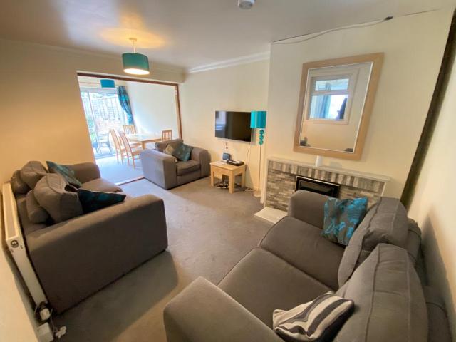 4 Bed House at Penhill Crescent, WR2 5PX, United Kingdom
