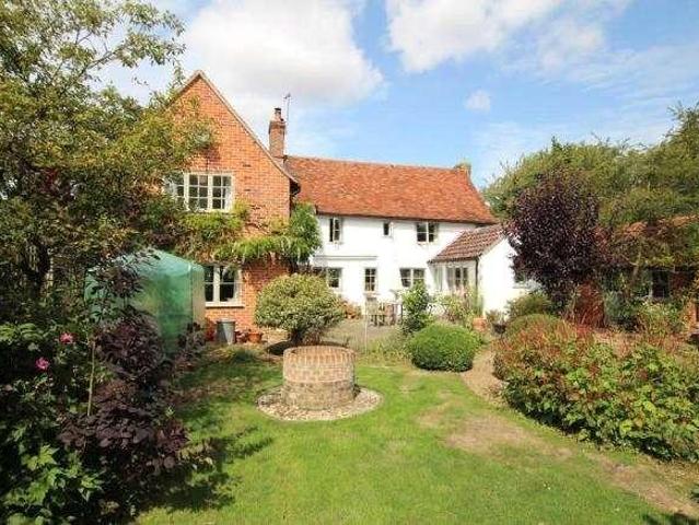 4 bed house for sale