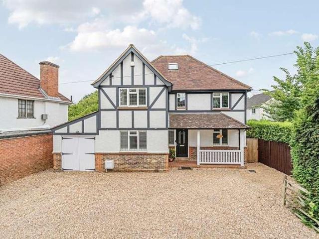4 bed house for sale