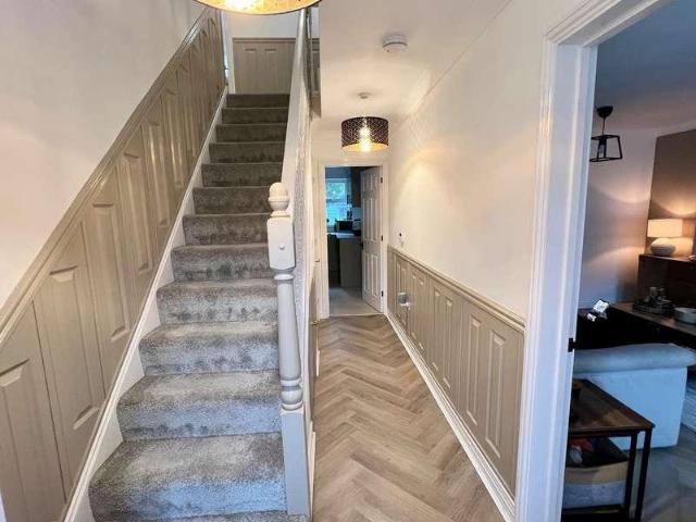 4 bed house for sale