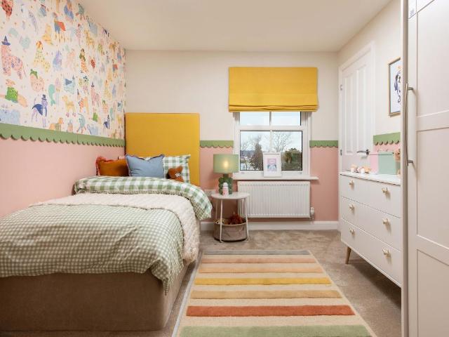 4 bed house for sale