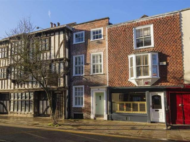 4 bed house for sale