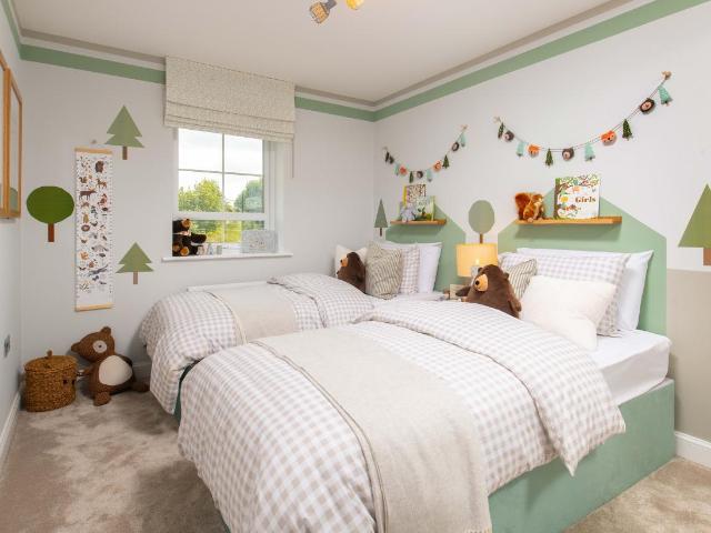 4 bed house for sale