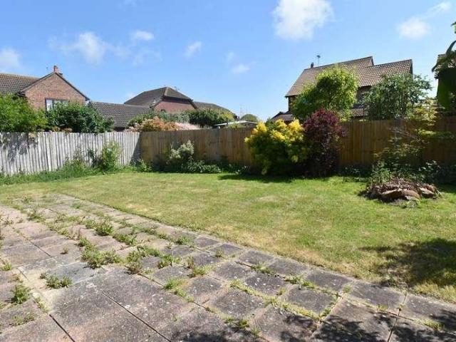 4 bed house for sale