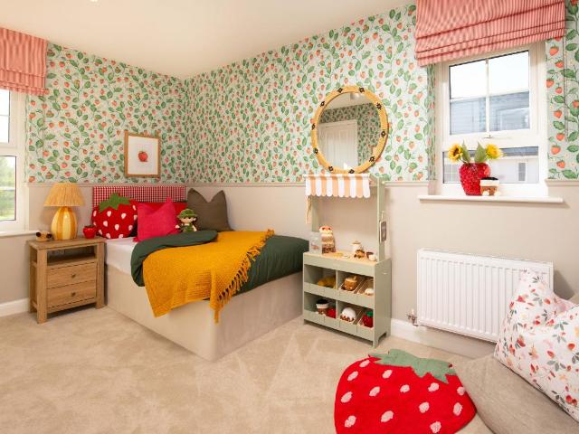 4 bed house for sale