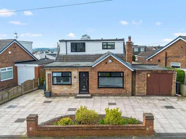 4 bed house for sale
