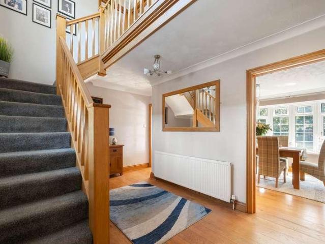 4 bed house for sale