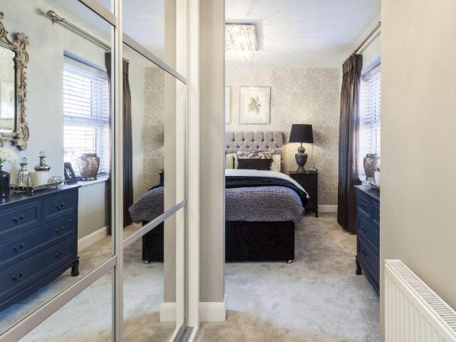 4 bed house for sale