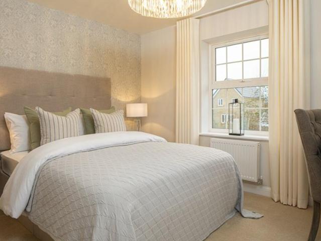 4 bed house for sale