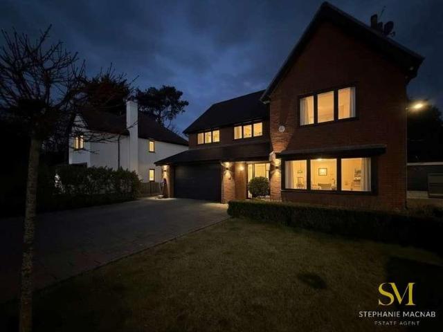 4 bed house for sale